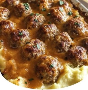 Meatball & Mashed Potato Bake – Yummy Recipes